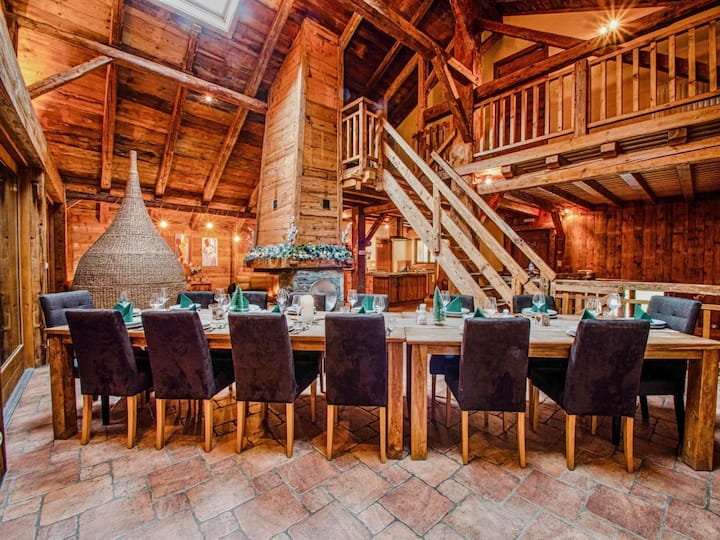 The Retreat - Charming Chalet With Hot Tub & Views - Morzine