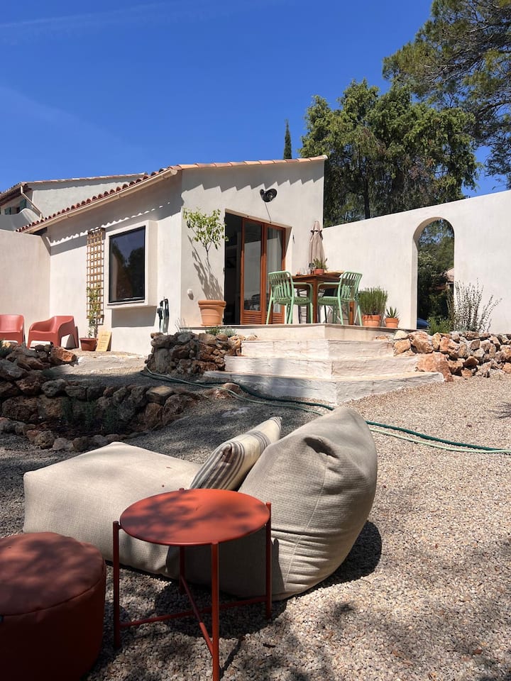 Gastenverblijf (Guesthouse) Lorgues Maison Une - Le Thoronet