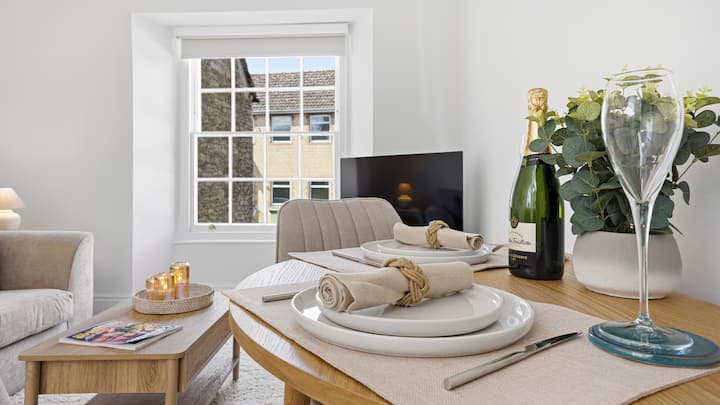 The Snug | Cosy Central Tetbury, Coffee Station - Nailsworth