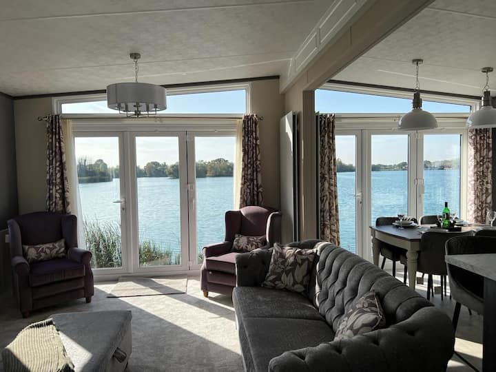 Luxury Waterfront Lodge Close To Goodwood. - Chichester