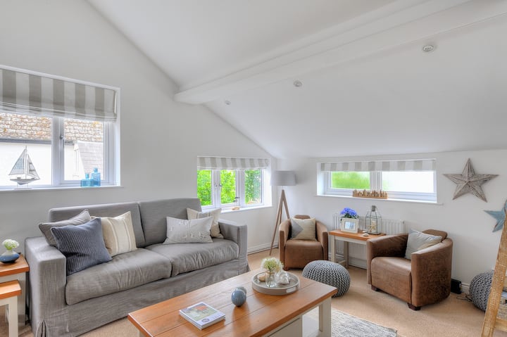 11 The Gables - Lyme Regis