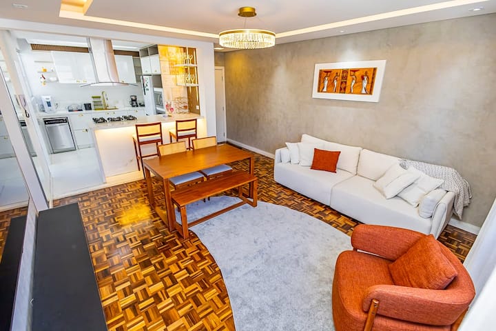 Lindo Apto Central Reformed In Cwb With A/c And Va - Curitiba