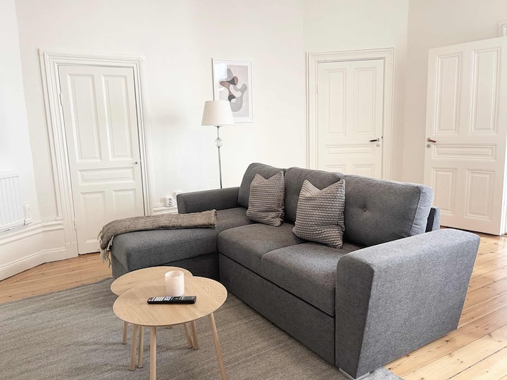 Lovely 1-bdr Apartment In City Center - Solna
