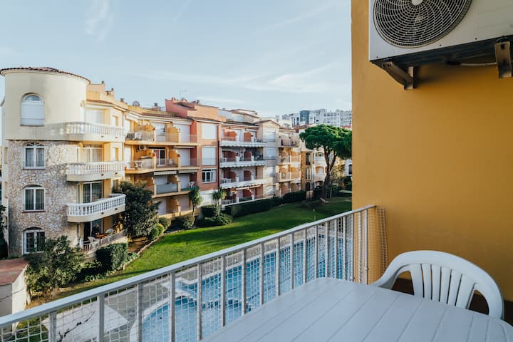 2br Apartment With Terrace & Water View (6) - Ampuriabrava