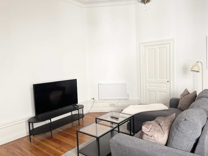 Charming City Apartment In The Heart Of Stockholm - Solna