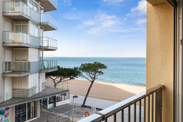 Beachfront 2br Apartment With A/c & Wifi (4) - Playa de Aro