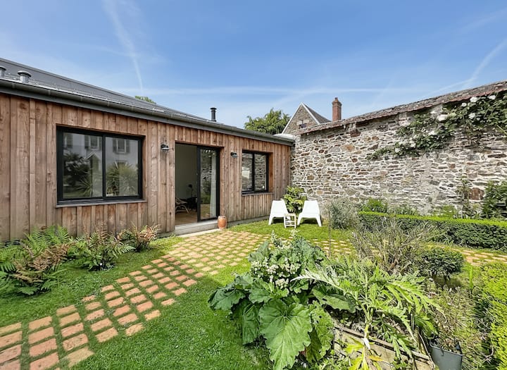 Studio Cosy Avec Jardin. Plage Et Commerces à Pied - Granville