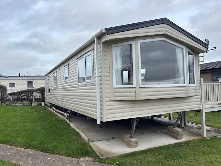 2 Bed Caravan - Cromer