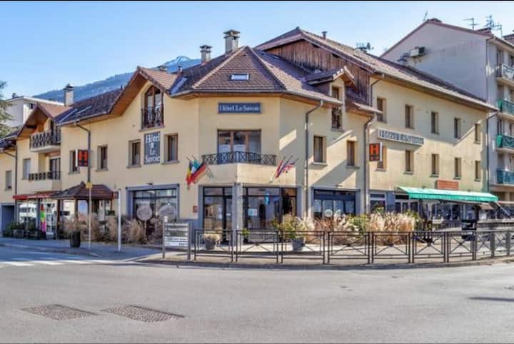 Charmant Hôtel à 300m De La Gare Albertville - Albertville