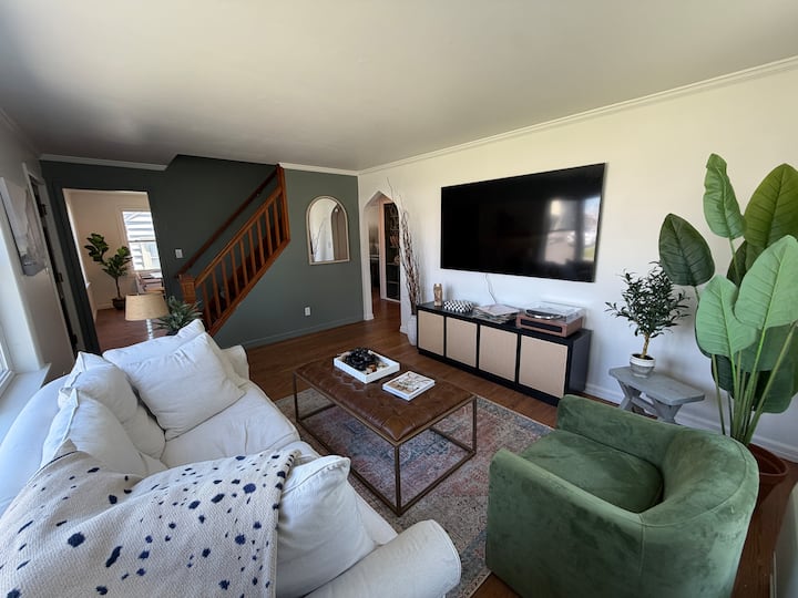 Charles Cottage Near Warren St New Renovation - Hudson, NY