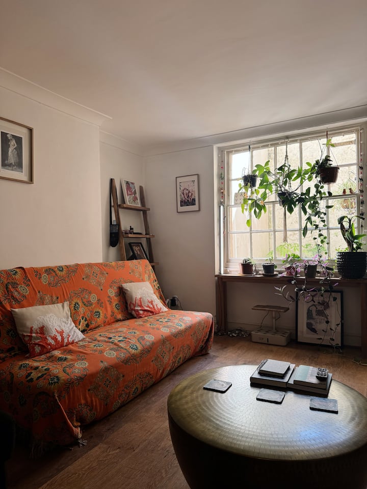 Lush Garden Flat — 30 Secs To The Sea - Brighton