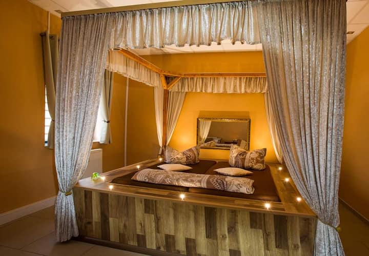 Bdsm Wohnung Für Erwachsene - Hohenstein-Ernstthal