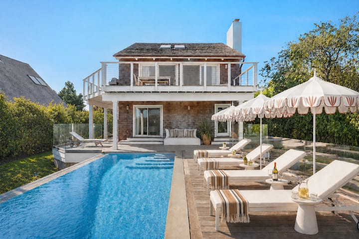 Surfside House - Ocean View, Walk To Town & Beach - Montauk, NY