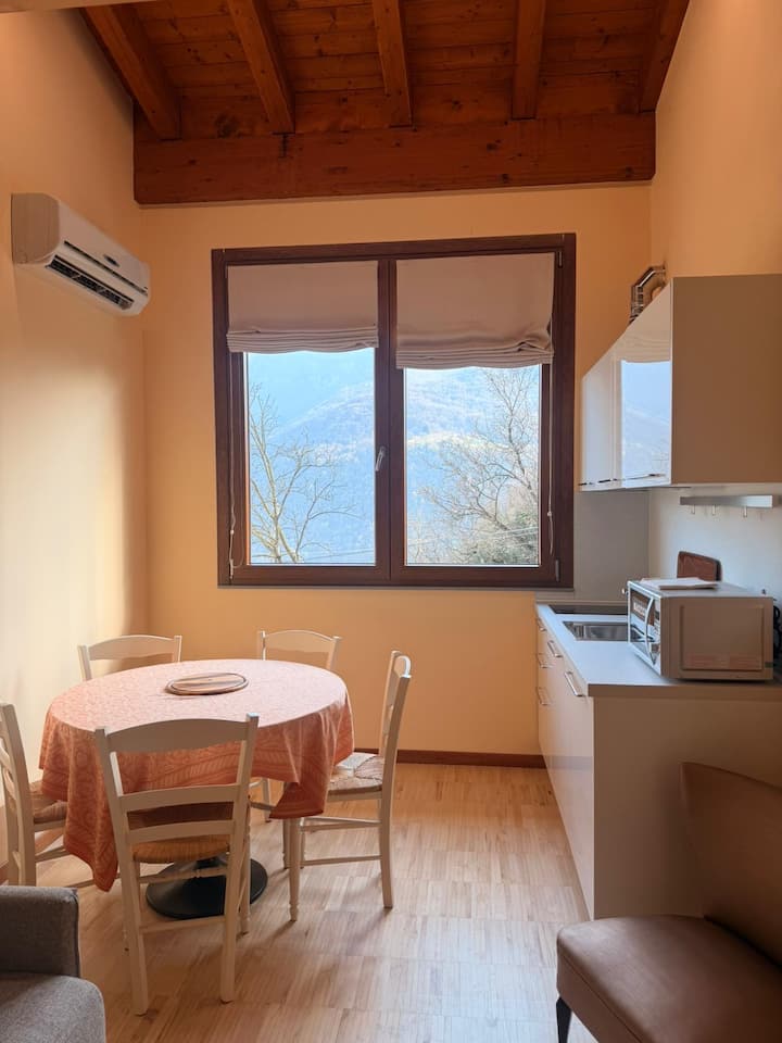 Appartamento Bellavista - Castro (Bergamo)
