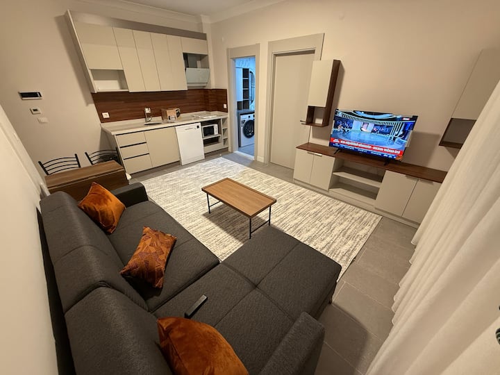 Yaşamkent ÇAyyolu’nda Lüks Suit 1 + 1 Daire - Ankara