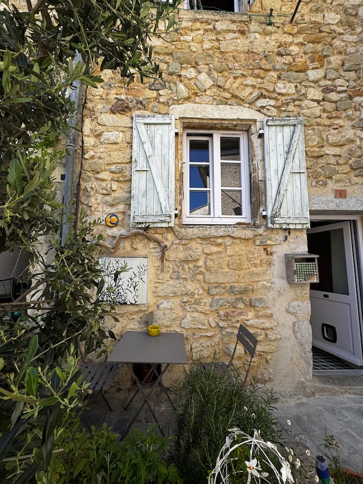 Charmante Maison De Village - Dieulefit