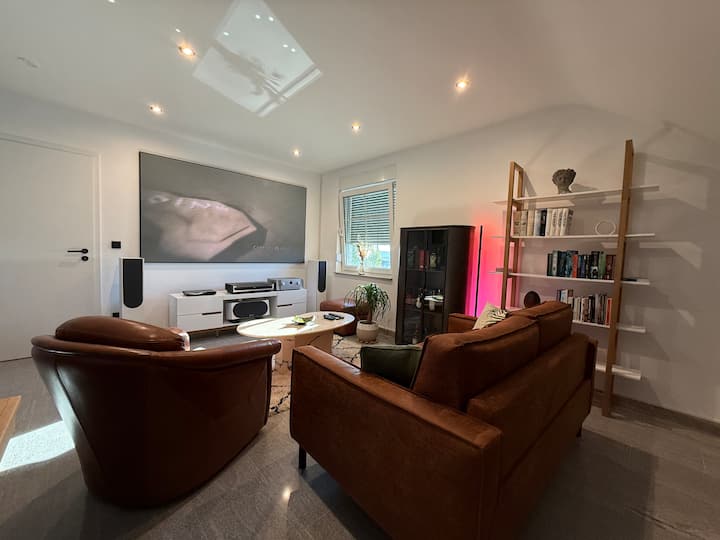 Casa•linda ~ Luxury Flat For Chill Travel & Work - Aachen
