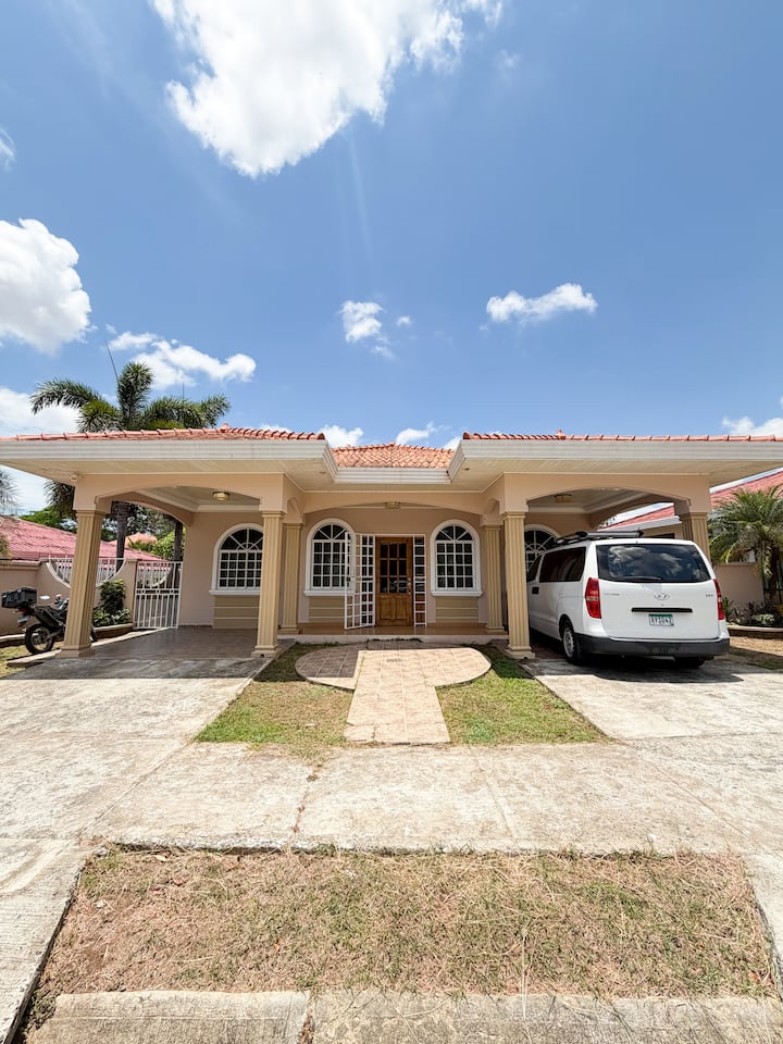 Casa Amplia Con Terraza - Early Check In - Panama