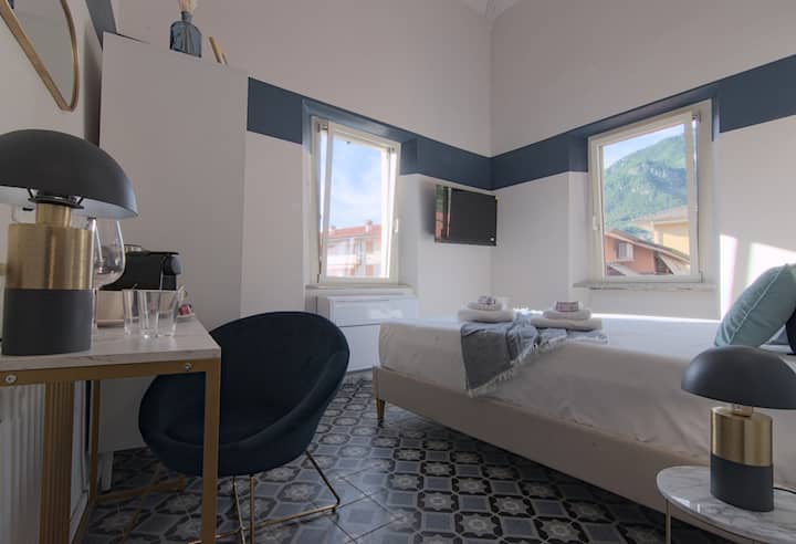 Lake Como 2 Min | 6 Bedrms -A/c, Wifi | Station 5' - 