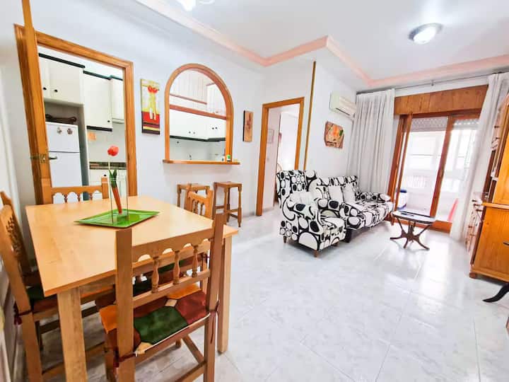 Cozy Apartment Near Palm Avenue, 400 M Beach - Torrevieja