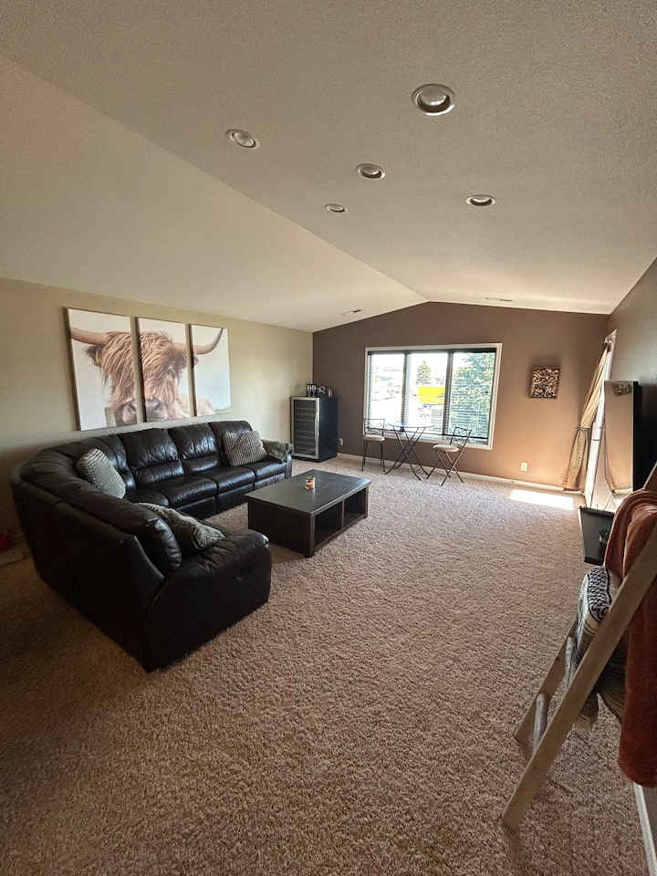 Relax & Unwind: Wine + Sauna Suite - Bismarck, ND