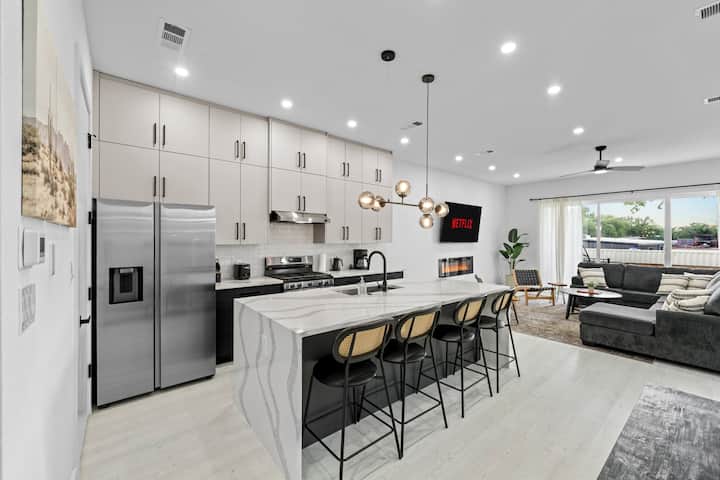 Luxury Texas Home Near Downtown - 9 Beds - Dallas, TX