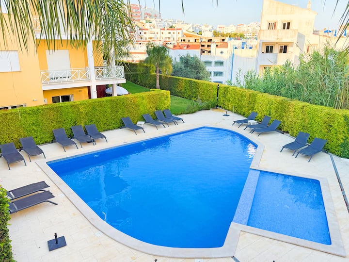 Garden Hill Haven Old Town Albufeira Retreat Wit - Albufeira