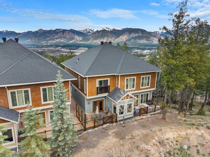 Mountainside Retreat | Pickleball | Ac | Pets Ok - Invermere
