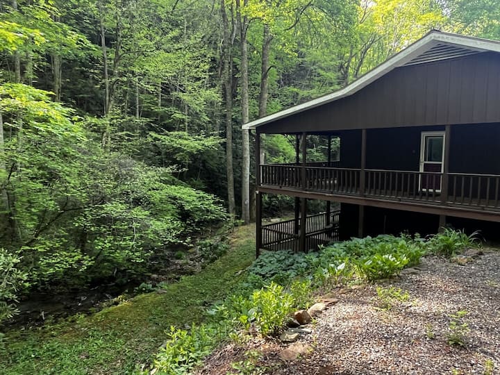 Silver Creek Cabin - Creekside, Mountain Retreat - Sylva, NC