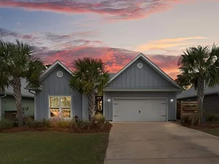 Beach Home W/ Mil Suite - Golf Cart Included - Port St. Joe, FL