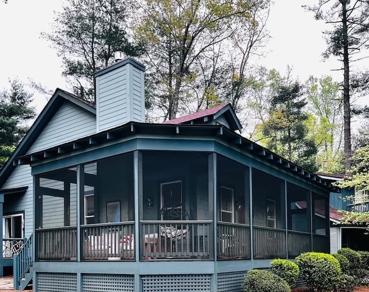The Goat Cottage In The Hamlet At Highland Lake - Hendersonville, NC