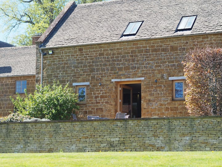 Hobbs Hole Cottage - Chipping Norton
