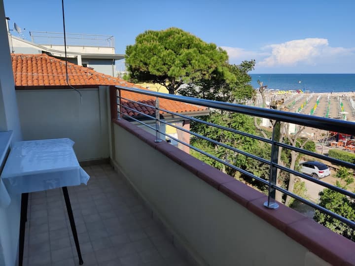 Hébergement Confortable Avec Terrasse Avec Vue Sur - Caorle