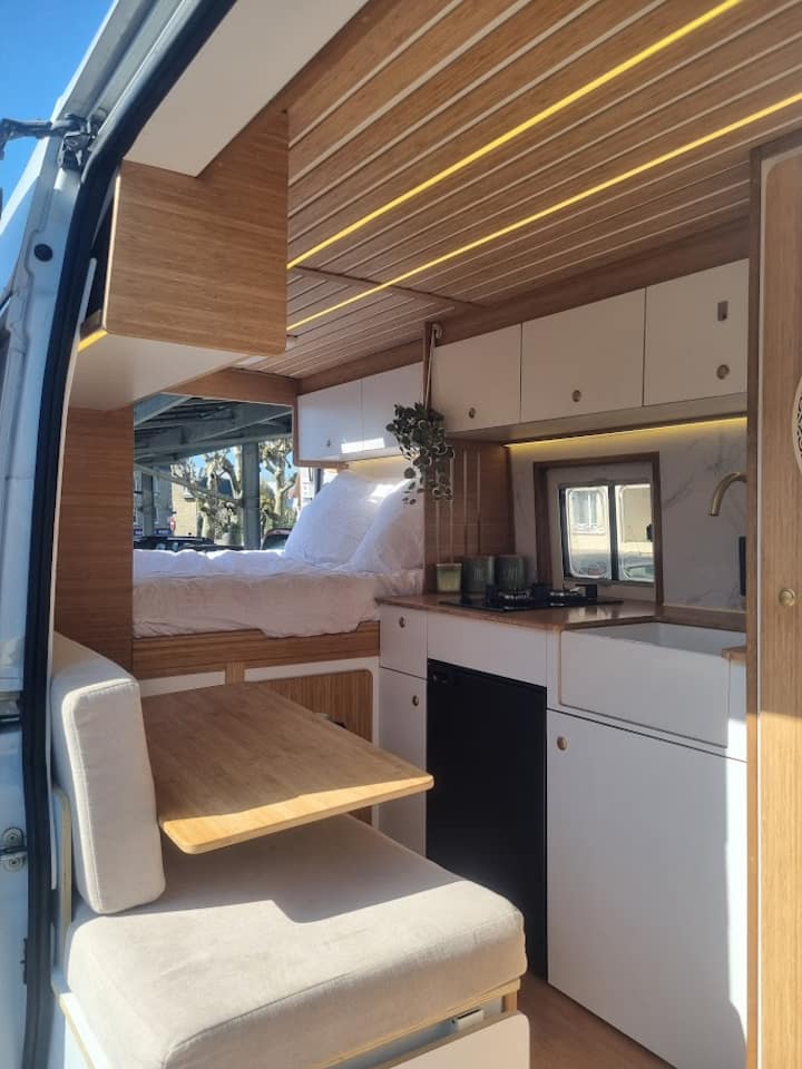 Fourgon 3 Personnes/3 Couchages - Roscoff