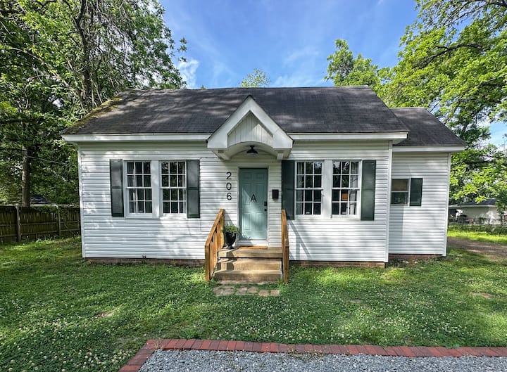 Entire Duplex Near Ulm | Walk To Campus - Monroe, LA