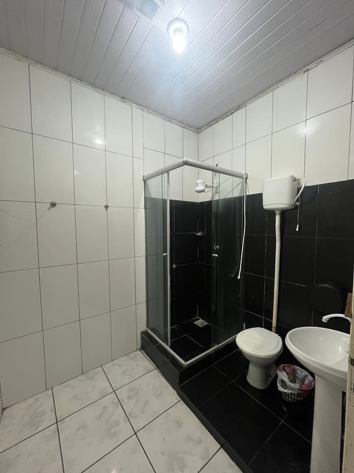 Casa Inteira Para 20 Pessoas, Muito Central - Porto Alegre
