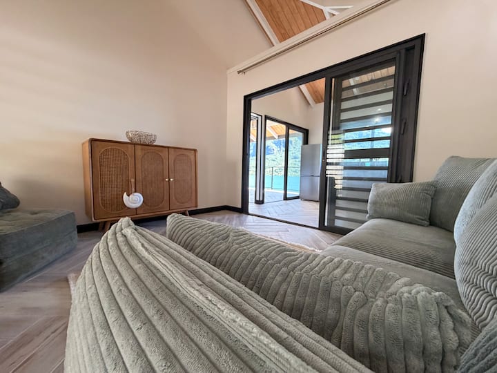The Bay View Bungalow Signature Paopao Moorea - Polynésie française
