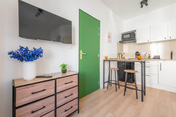 Paris Ty Casa 37 - Studio Chic, Cosy Et Lumineux - Saint-Quentin