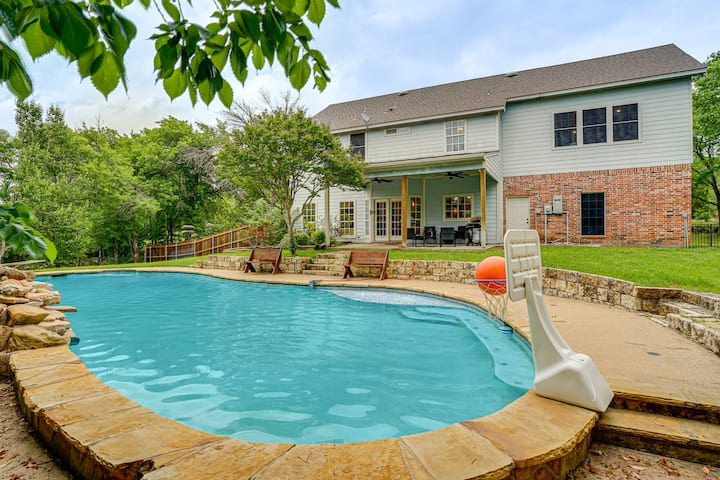 Game Room & Private Pool: Willow Park Family Gem - Weatherford, TX