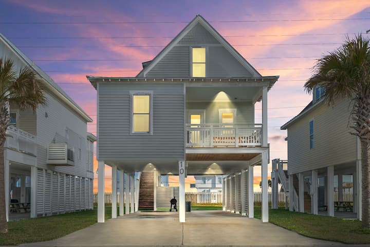 Bungalow #10 Steps From The Sand In Galveston - Galveston, TX