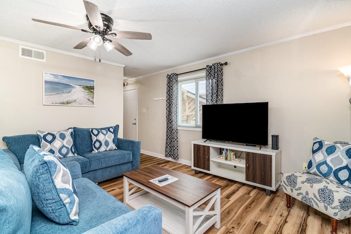 Newly Renovated 2025! 2bd/2ba Condo In North Myrtl - North Myrtle Beach, SC