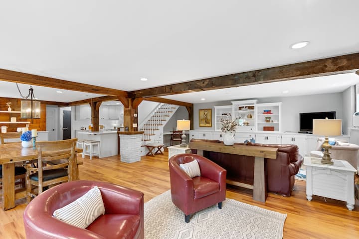 New 2026 Charming Home Just Over A Mile To Coast G - Coast Guard Beach, MA