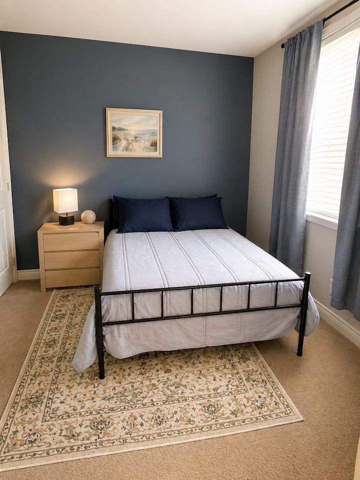 Cozy Guest Room With Private Bathroom - Santa Maria, CA
