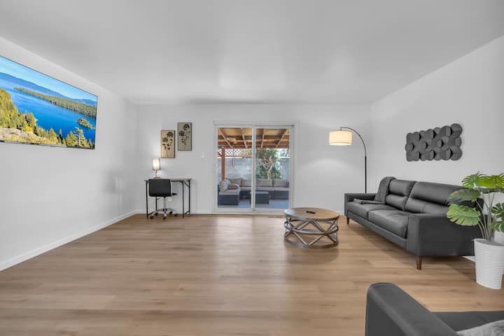 Long Term 4-bedroom Sparks|2car Driveway|sleeps14 - Sparks, NV