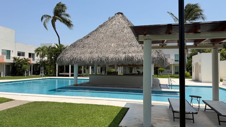 Villa 4 Recámaras Con Alberca, Gym Y Tenis - Acapulco