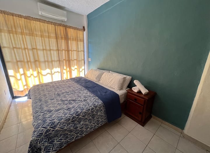 Alojamiento En El Centro De Zihuatanejo - Zihuatanejo