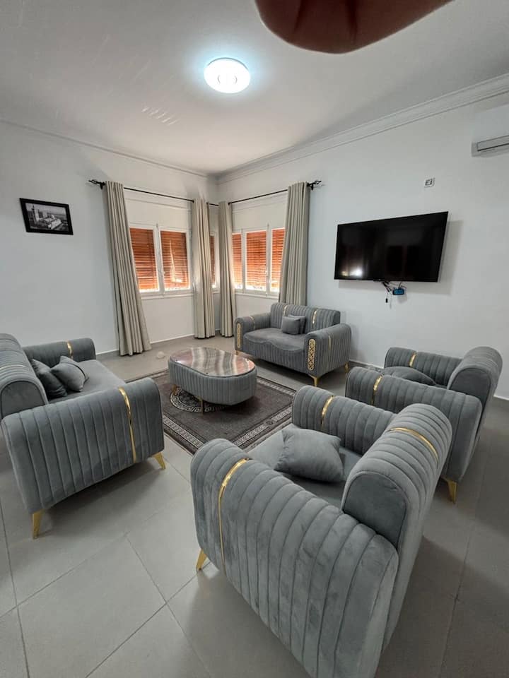 Bel Appartement F4 Spacieux Au Cœur De Hydra Calm - Algiers