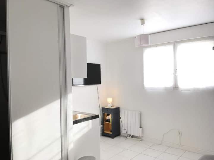 Studio Avec Piscine, Proche De L’océan - Biarritz