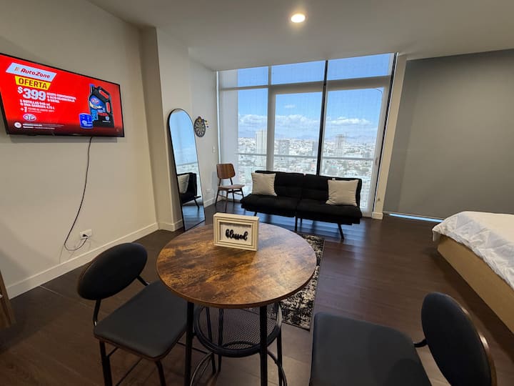 Exclusive Sky Apartment W / Jacuzzi & Pool - Tijuana