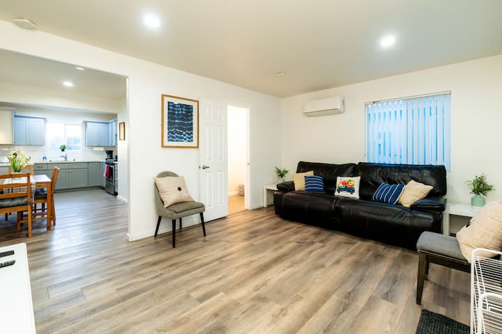 Close To Dt Glendora | Free Parking | Laundry - San Dimas, CA